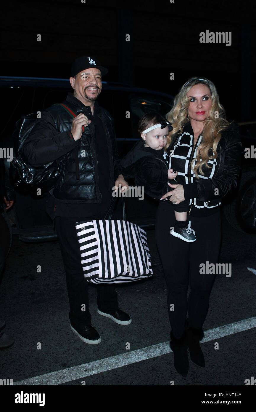 New York, NY, USA. 15. Februar 2017. Coco Austin, Chanel Nicole Marrow ...