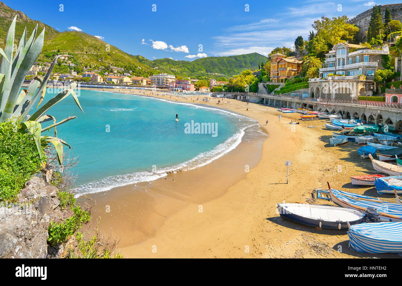 Levanto Beach, Riviera de Levanto, Cinque Terre, Ligurien, Italien ...