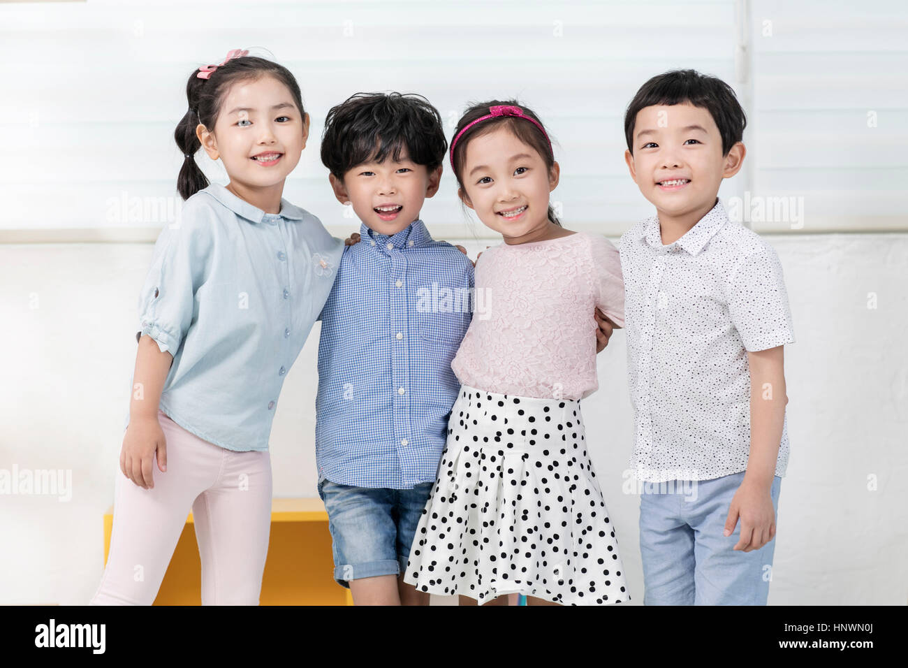 Kindergarten children -Fotos und -Bildmaterial in hoher Auflösung – Alamy