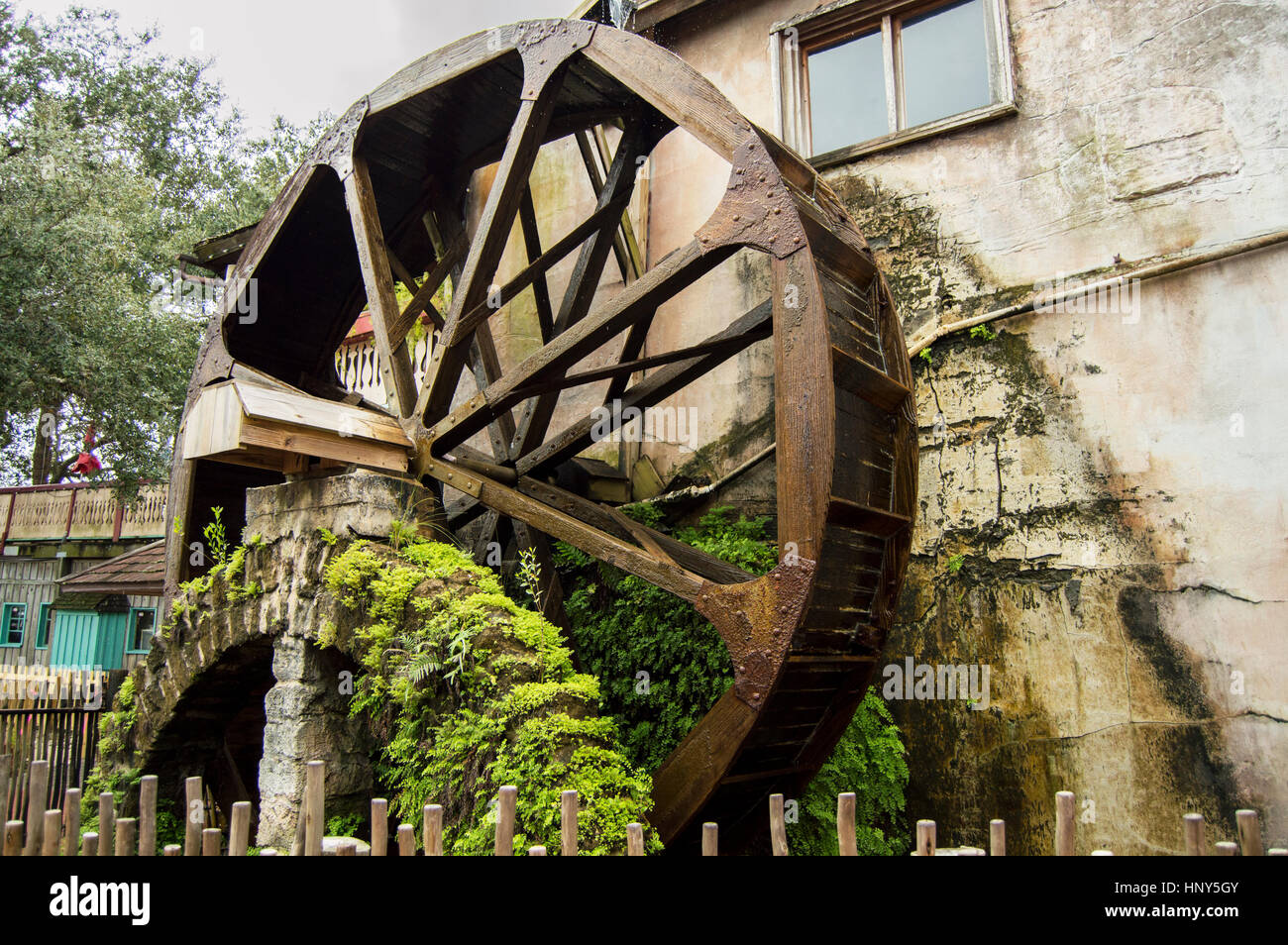 Historic water wheel -Fotos und -Bildmaterial in hoher Auflösung – Alamy