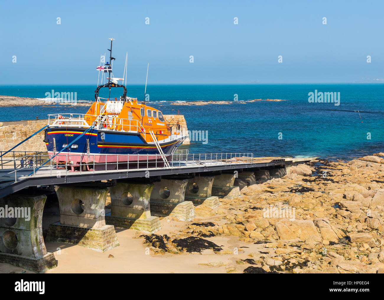 SENNEN COVE, CORNWALL, UK, 18. März 2015: The Tamar Class "R.N.L.B ...