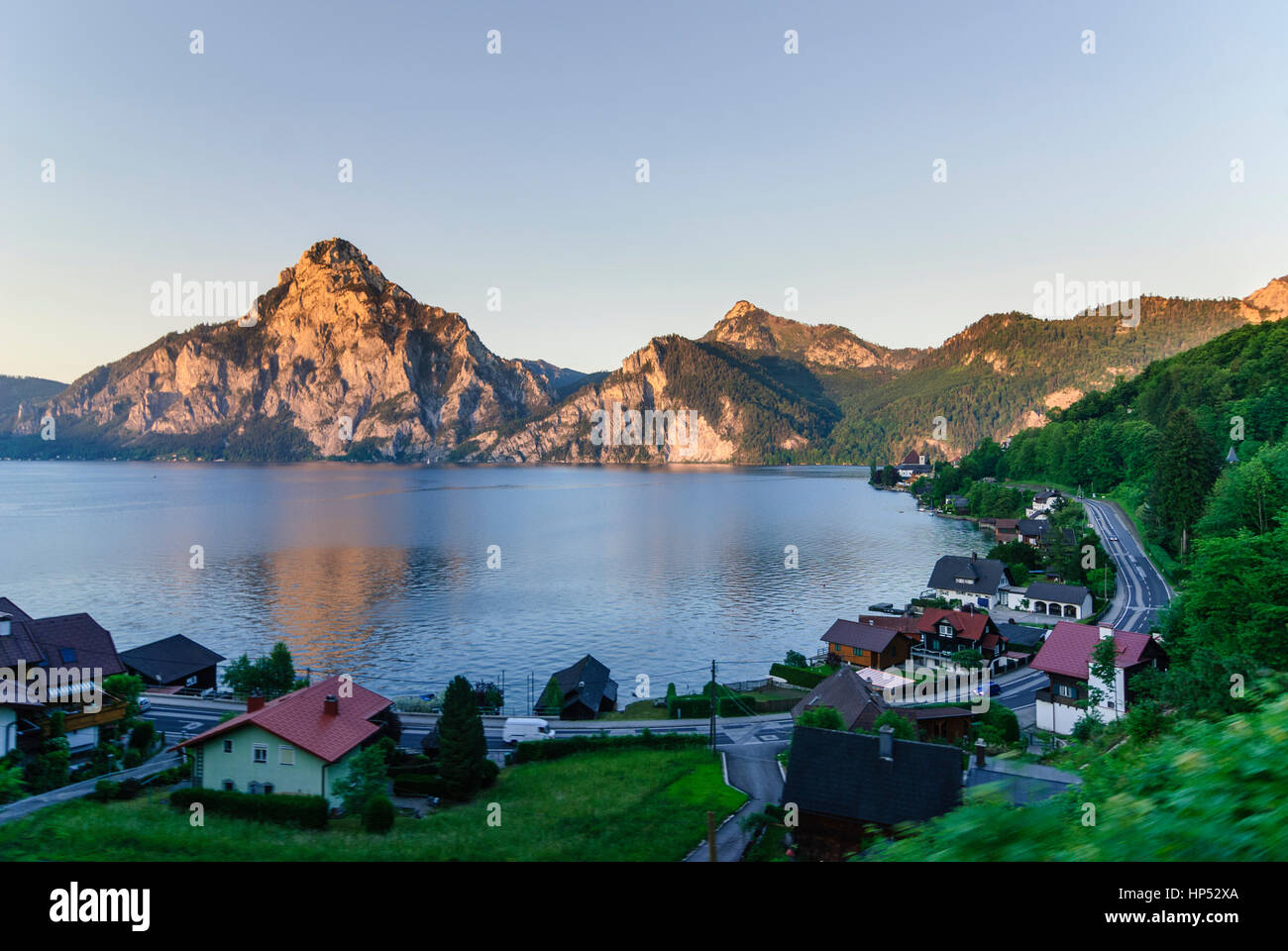 Traunkirchen, See Traunsee Berg Traunstein, Salzkammergut ...