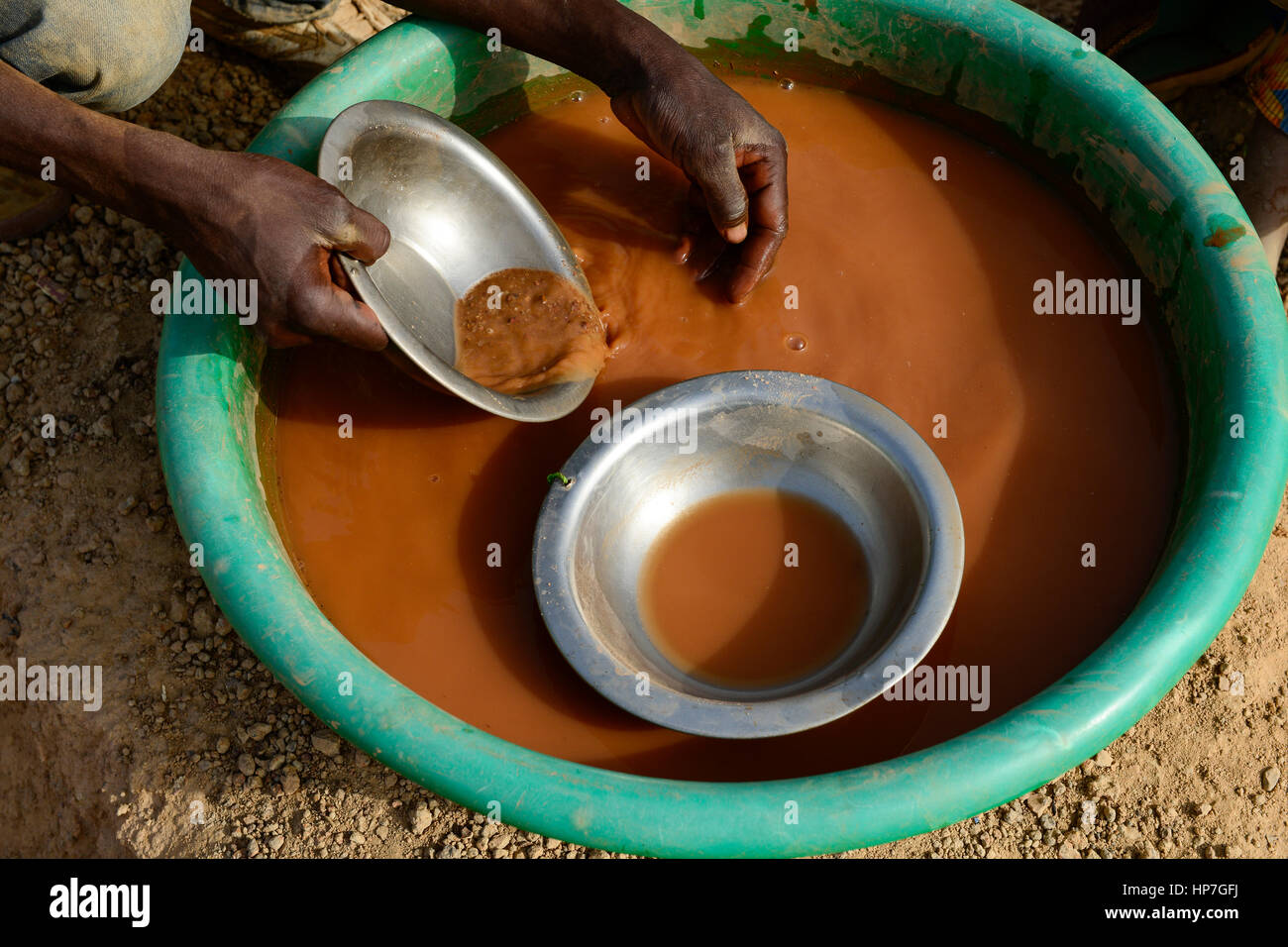 Burkina faso gold bergbau -Fotos und -Bildmaterial in hoher Auflösung ...