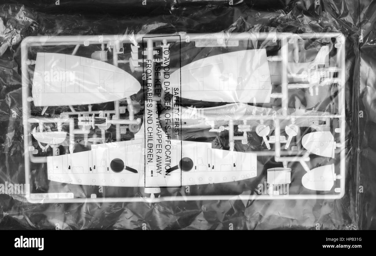 Airfix Maßstab 1: 72 Supermarine Spitfire Flugzeug Modellbausatz Stockfotografie - Alamy