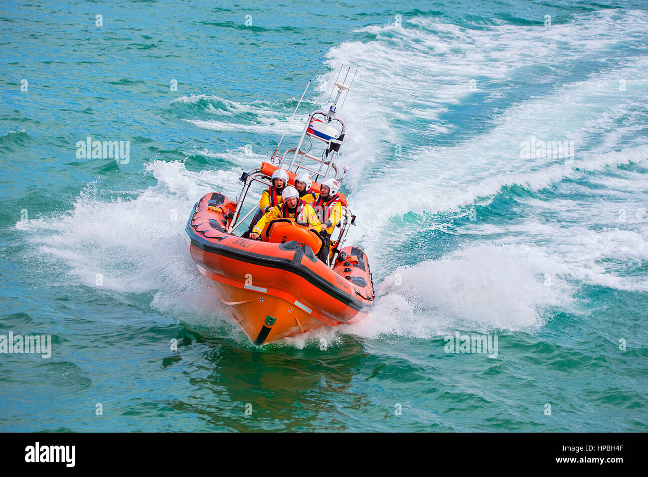 Rettungsboot meer -Fotos und -Bildmaterial in hoher Auflösung – Alamy