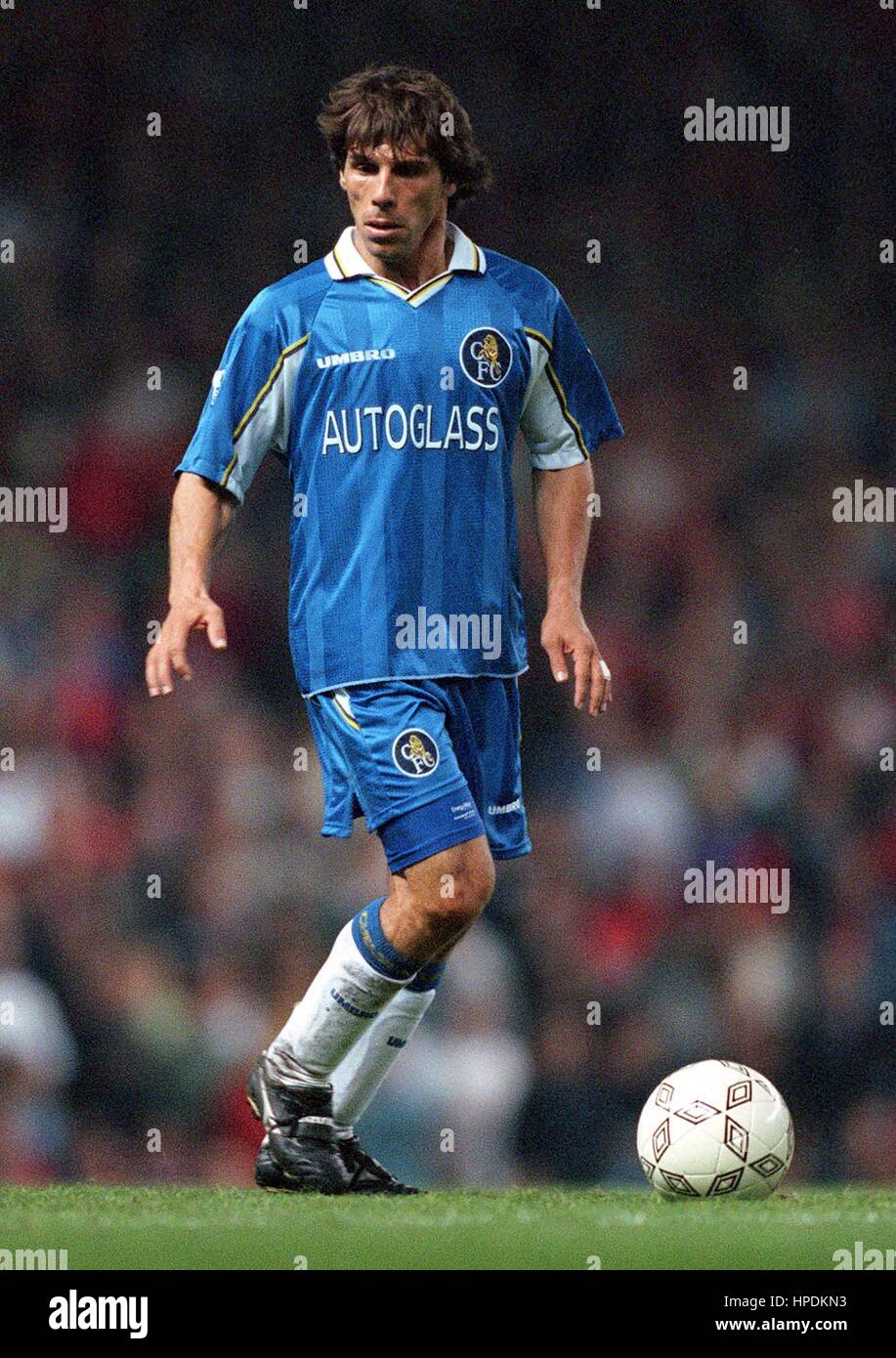Chelsea fc 1997 -Fotos und -Bildmaterial in hoher Auflösung – Alamy