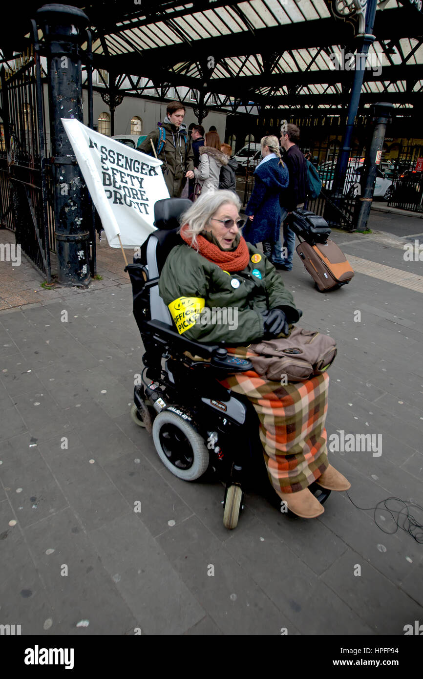 Miriam binder -Fotos und -Bildmaterial in hoher Auflösung – Alamy