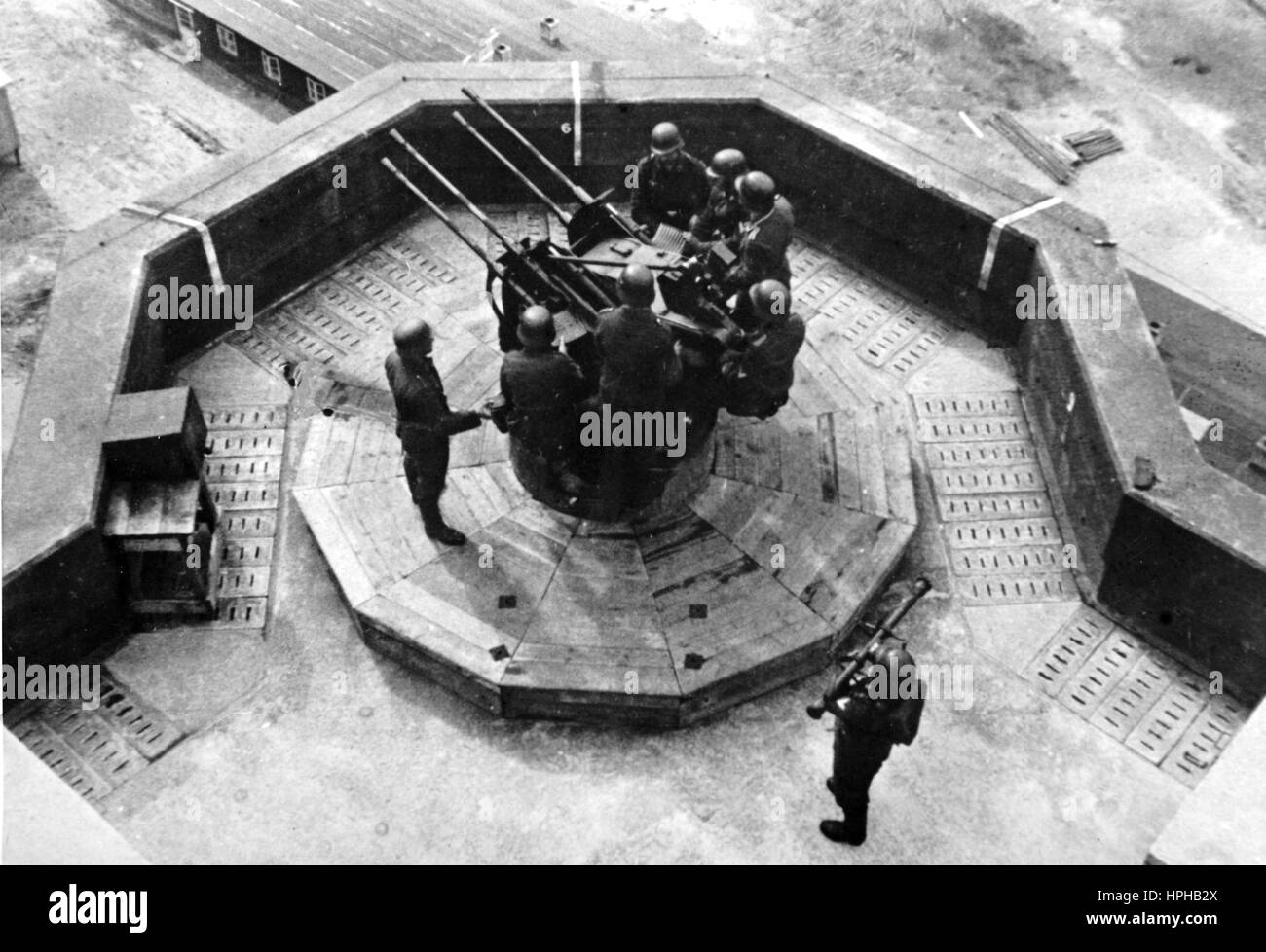 Deutsche 2cm flak -Fotos und -Bildmaterial in hoher Auflösung – Alamy