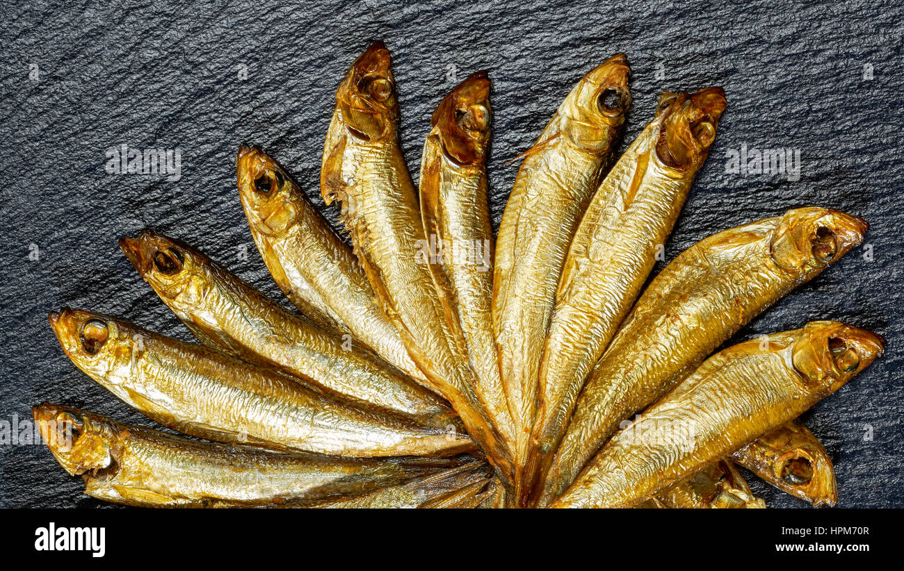 Sprotte stein hintergrund -Fotos und -Bildmaterial in hoher Auflösung ...
