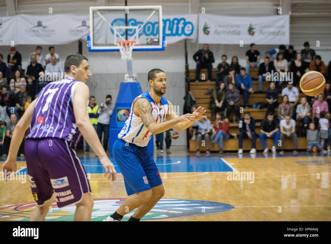 21. November 2015: Gerald Lee #15 von Steaua CSM EximBank Bukarest ...