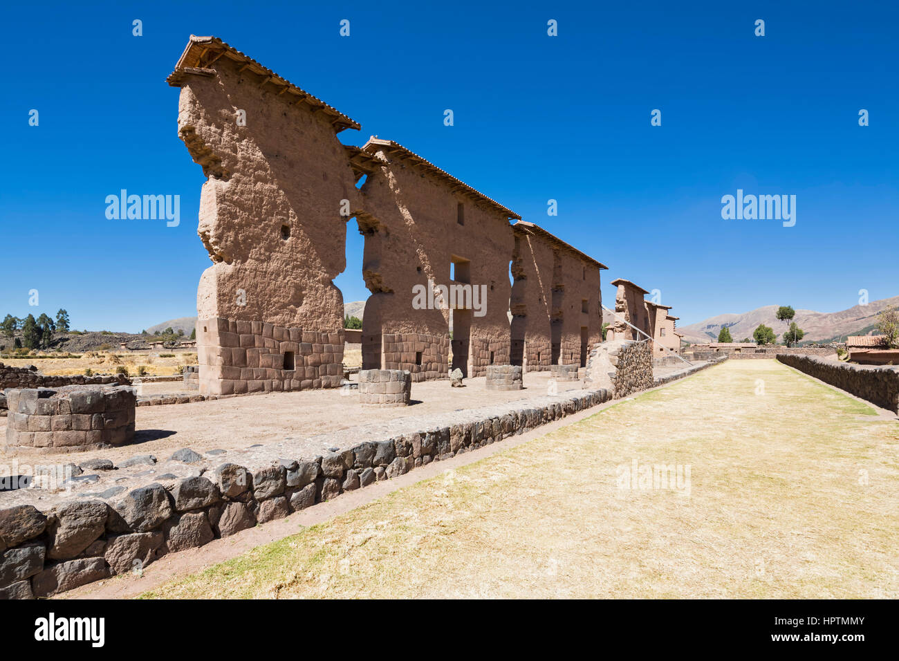 Peru, Anden, Cusco Region, Inka-Tempel, der Raqch'i, Tempel der ...