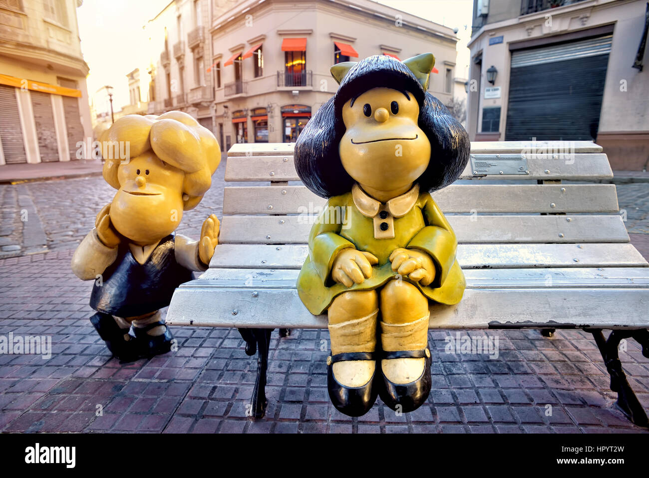Mafalda skulptur statue -Fotos und -Bildmaterial in hoher Auflösung – Alamy