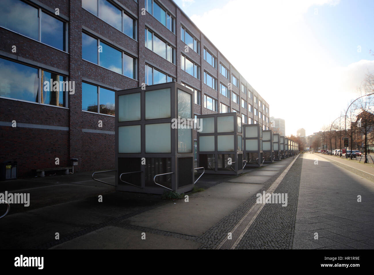 Udk berlin -Fotos und -Bildmaterial in hoher Auflösung – Alamy