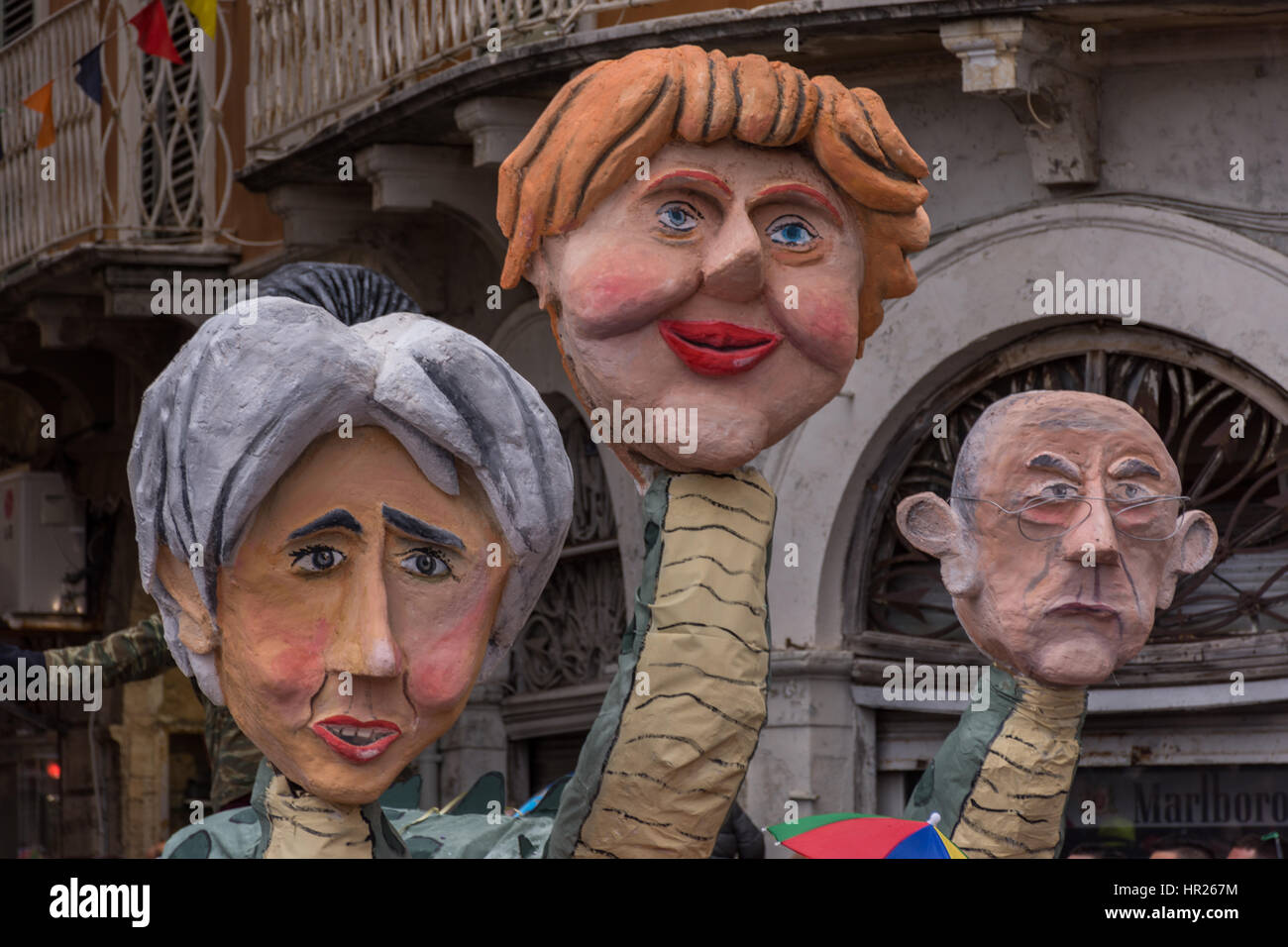 Karneval angela merkel -Fotos und -Bildmaterial in hoher Auflösung – Alamy