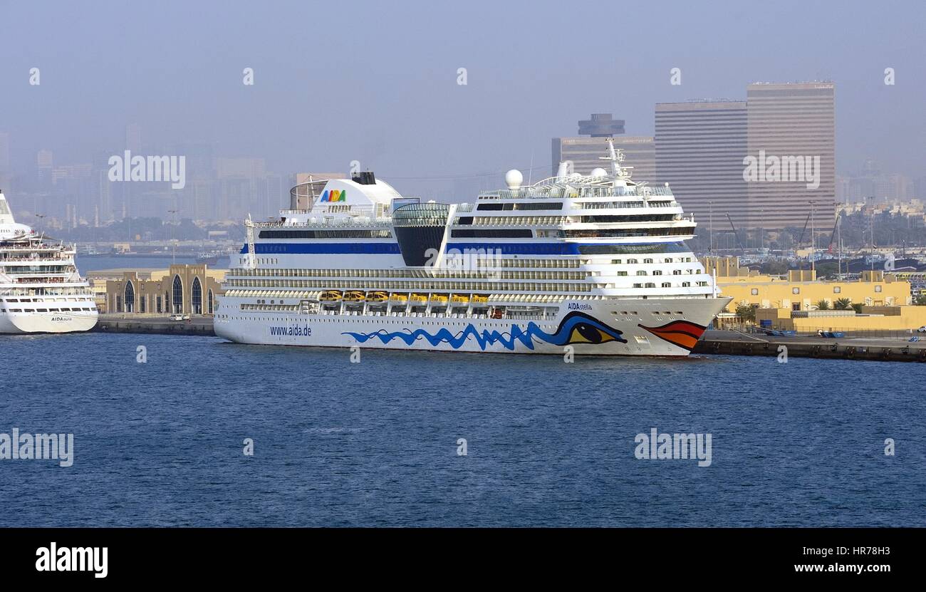 Hafen rashid -Fotos und -Bildmaterial in hoher Auflösung – Alamy