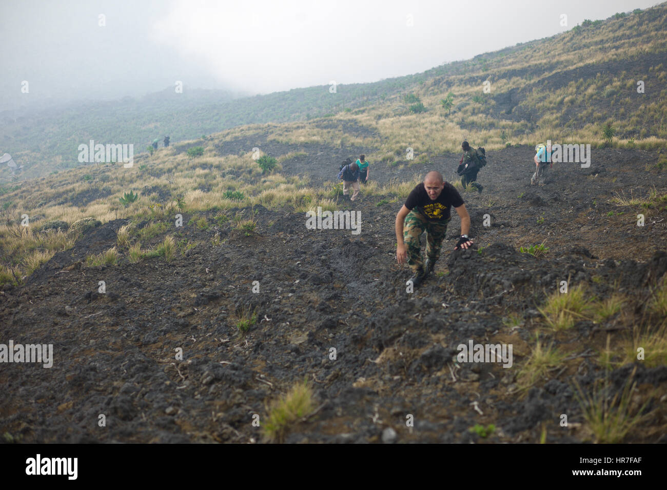 Climbing Mount Nyiragongo im Virunga Nationalpark, ist demokratische ...