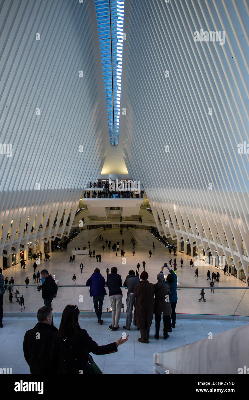 One world trade center fountain -Fotos und -Bildmaterial in hoher Auflösung – Alamy