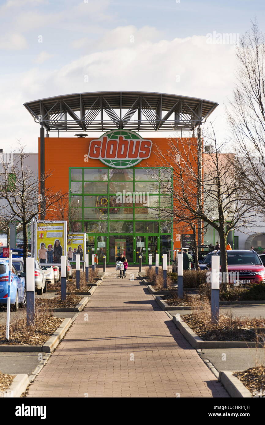 Supermarkt lager deutschland -Fotos und -Bildmaterial in hoher ...