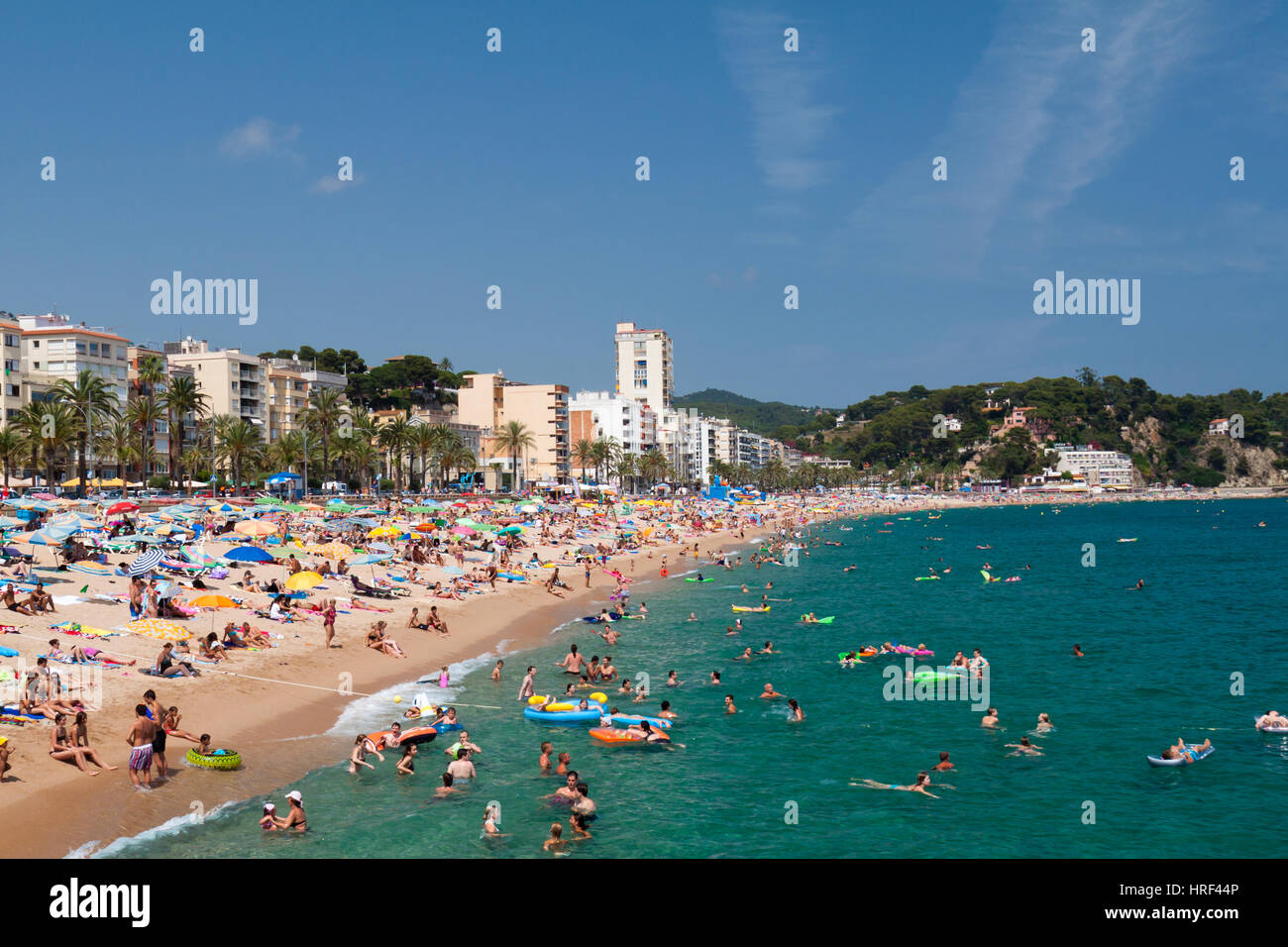 Beach in lloret de mar -Fotos und -Bildmaterial in hoher Auflösung – Alamy