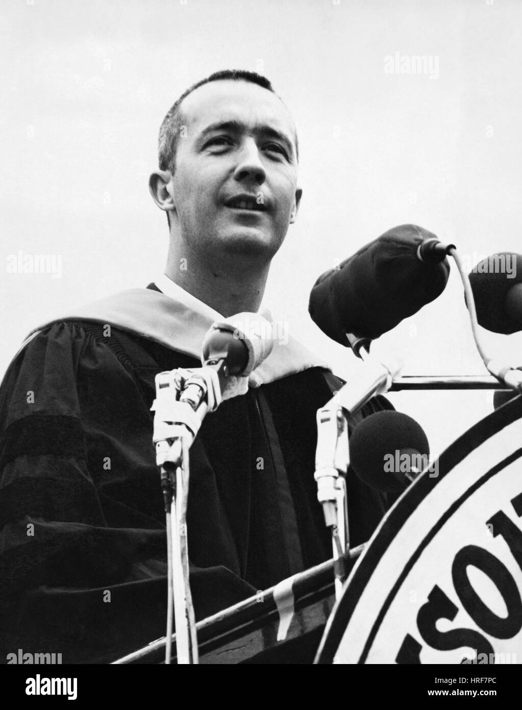 Astronaut james mcdivitt -Fotos und -Bildmaterial in hoher Auflösung ...