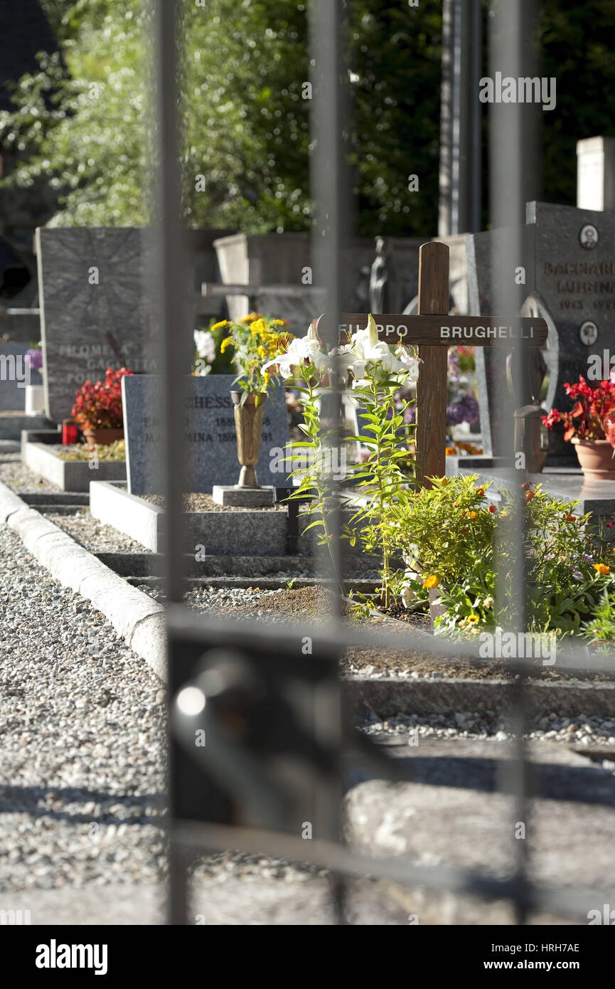 Friedhof, Schweiz - Friedhof, Schweiz Stockfotografie - Alamy
