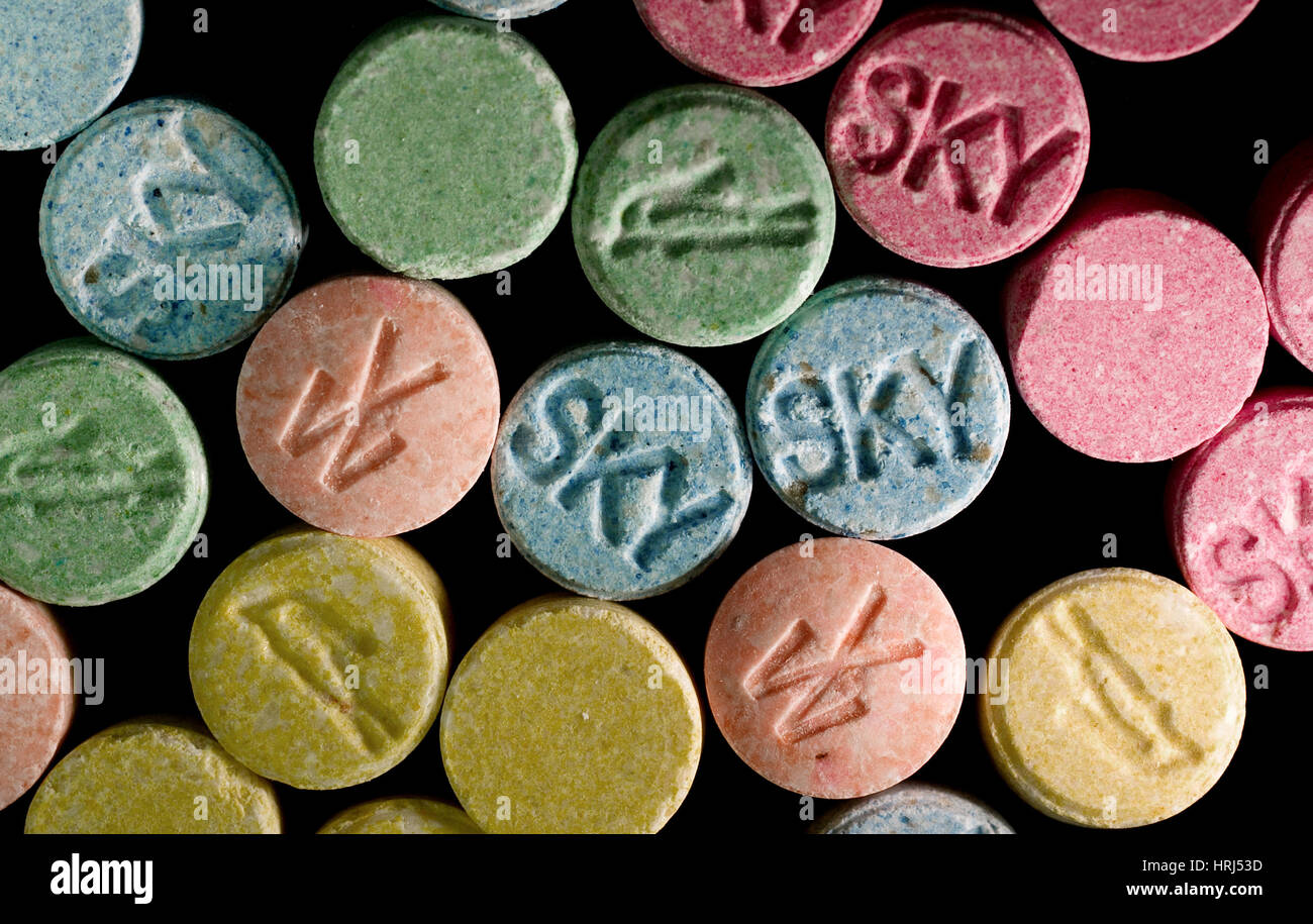 Ecstasy tablets mdma -Fotos und -Bildmaterial in hoher Auflösung – Alamy