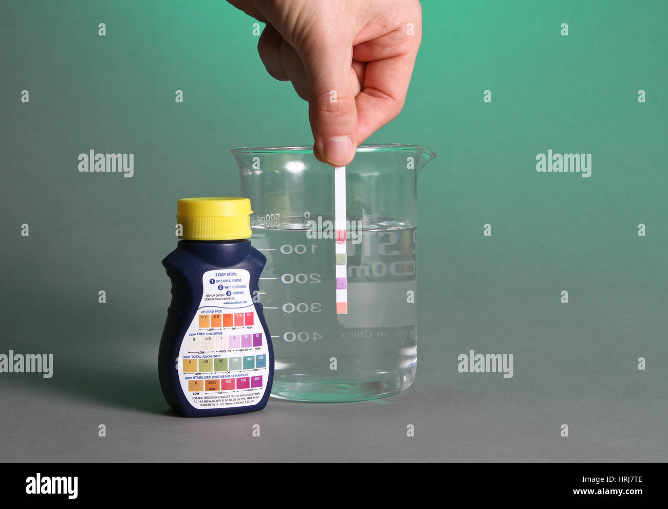 Pool teststreifen -Fotos und -Bildmaterial in hoher Auflösung – Alamy
