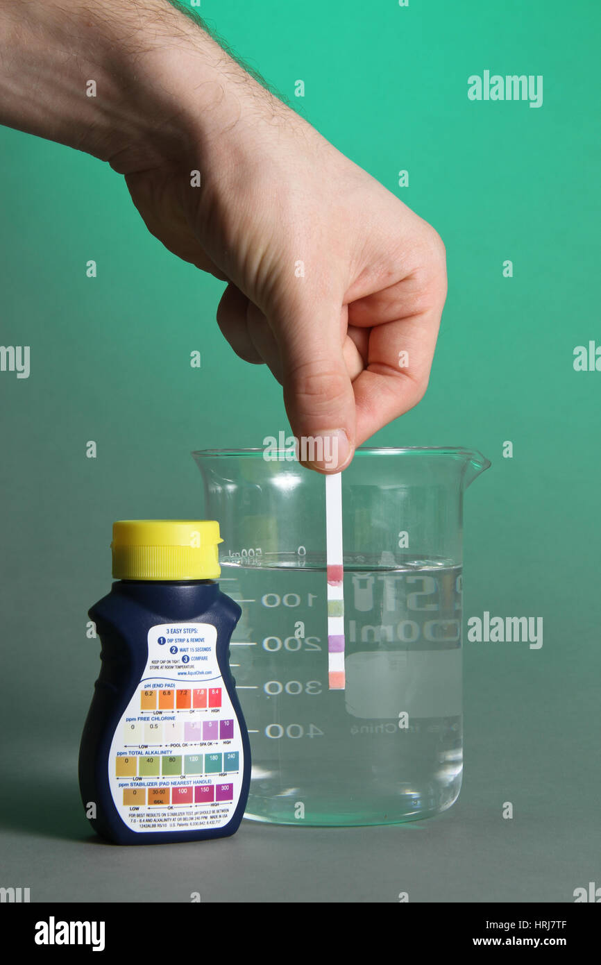 Pool teststreifen -Fotos und -Bildmaterial in hoher Auflösung – Alamy