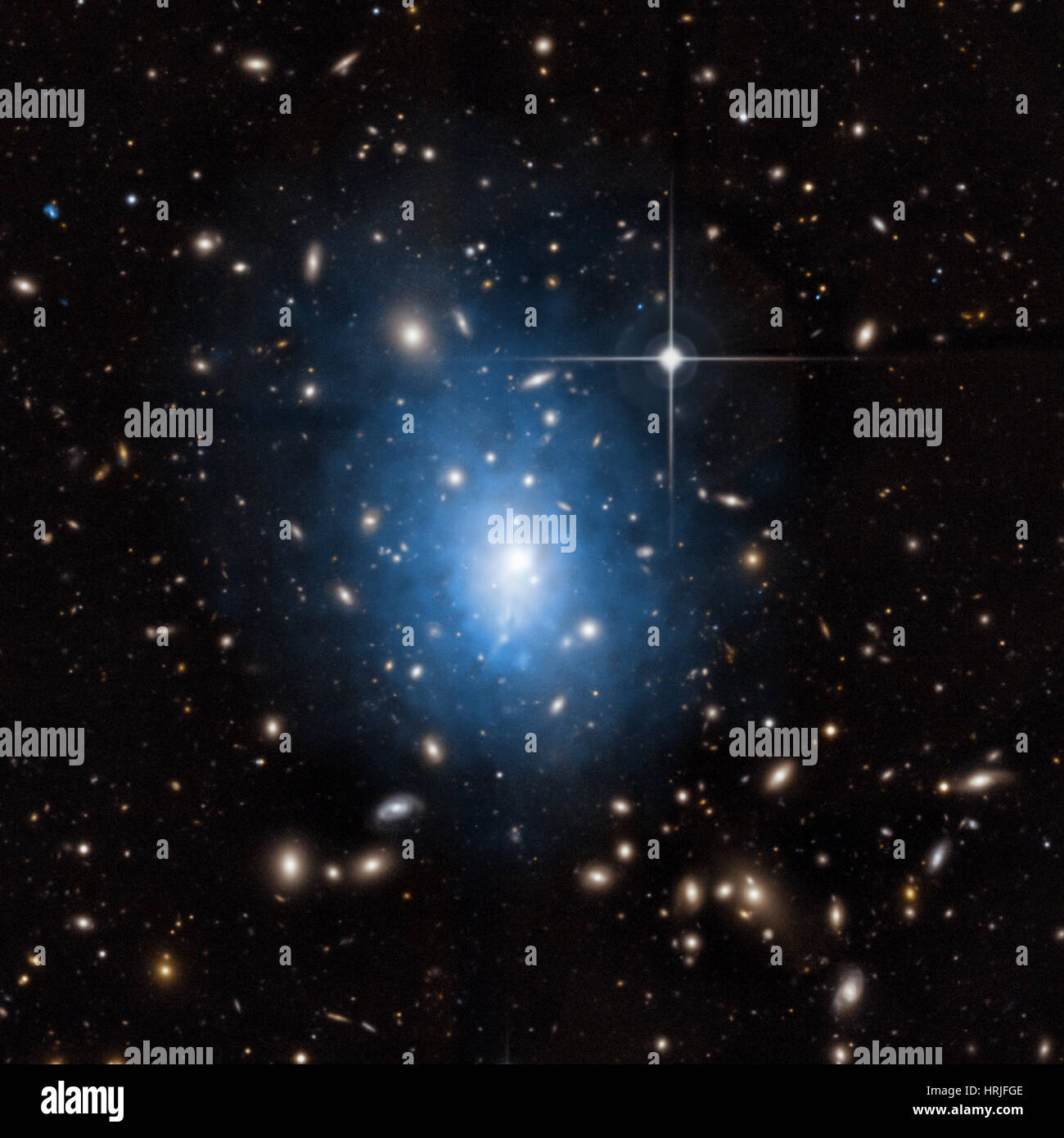 Galaxien kollidieren -Fotos und -Bildmaterial in hoher Auflösung – Alamy