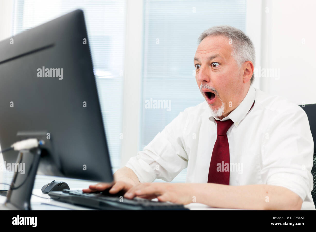 Vor dem pc -Fotos und -Bildmaterial in hoher Auflösung – Alamy