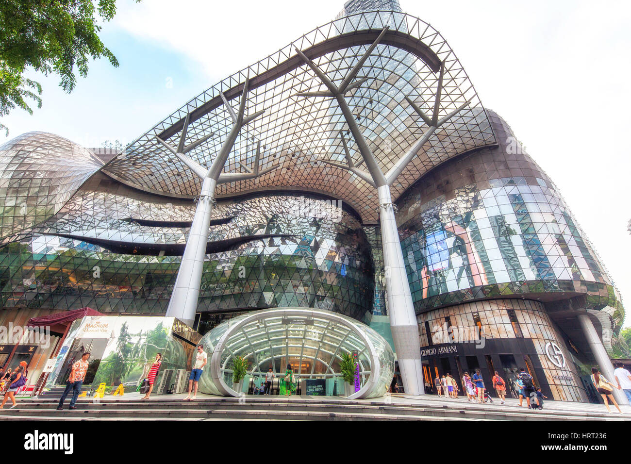 Zugang zu den s-Bahn MRI vor die Ion Orchard Shopping Center, Orchard ...