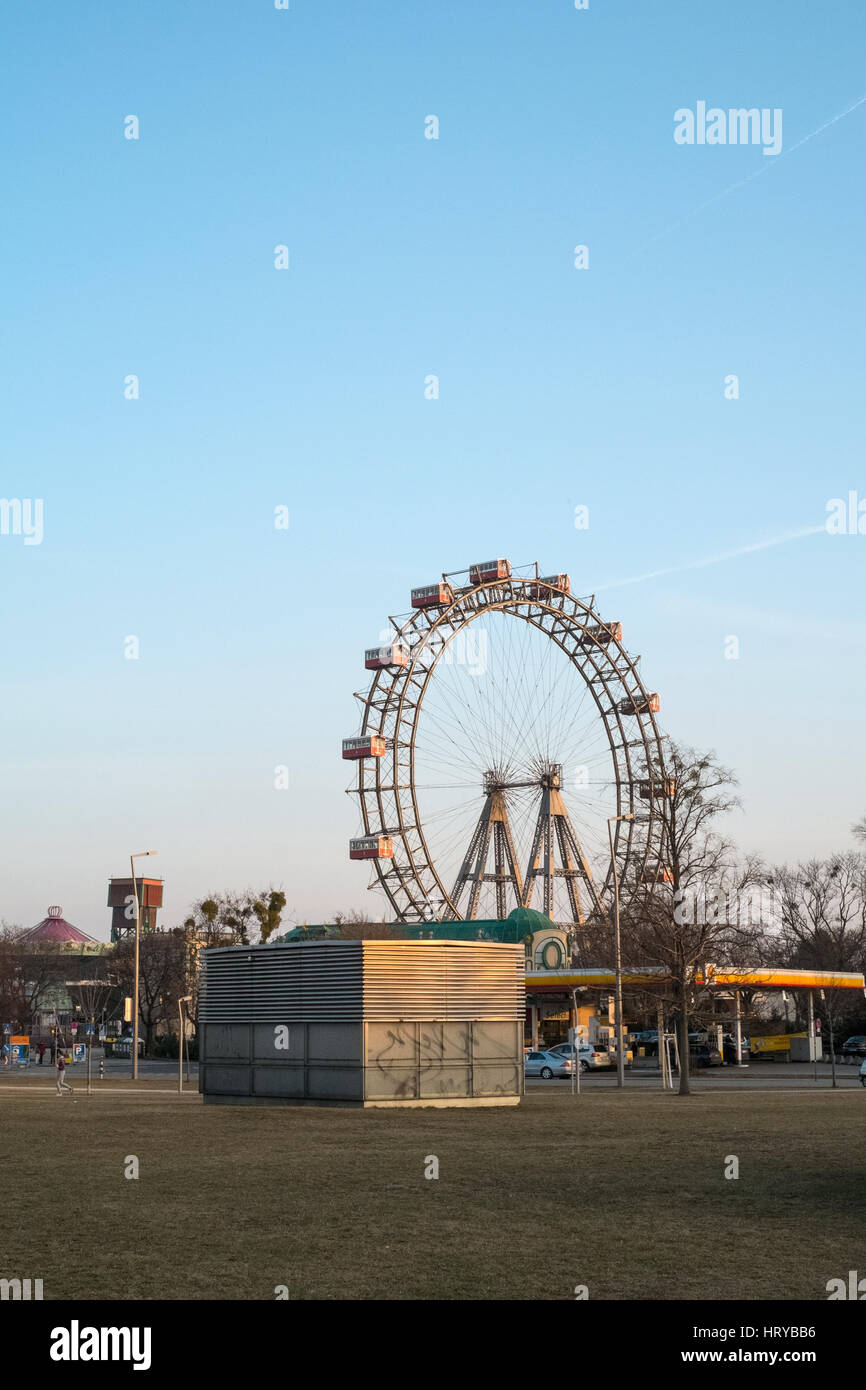 Das Wiener Riesenred Riesenrad ist eines der ältesten Riesenräder der ...