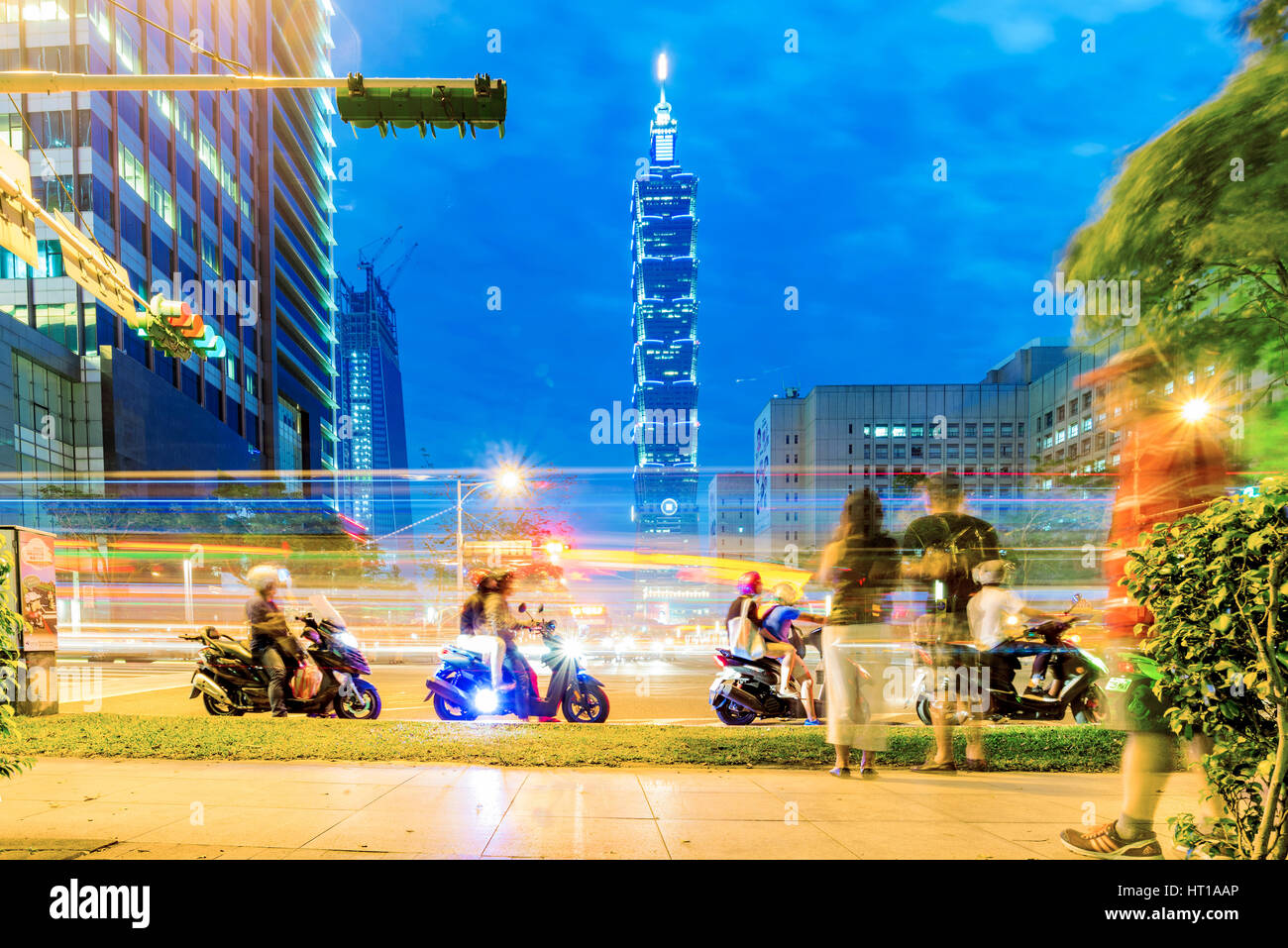 Taipei 101 nachtzeit -Fotos und -Bildmaterial in hoher Auflösung – Alamy