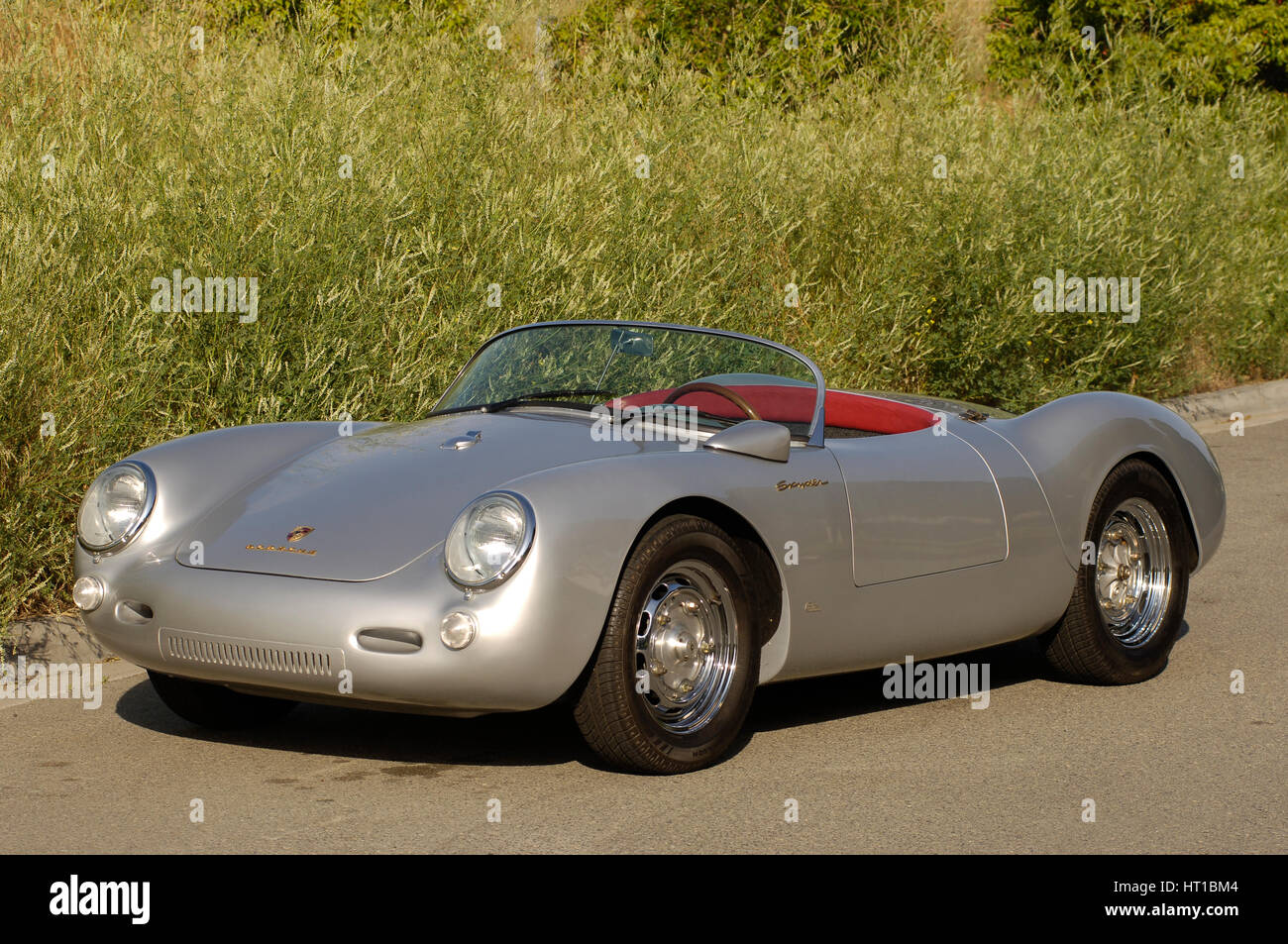 1956 porsche spyder -Fotos und -Bildmaterial in hoher Auflösung – Alamy