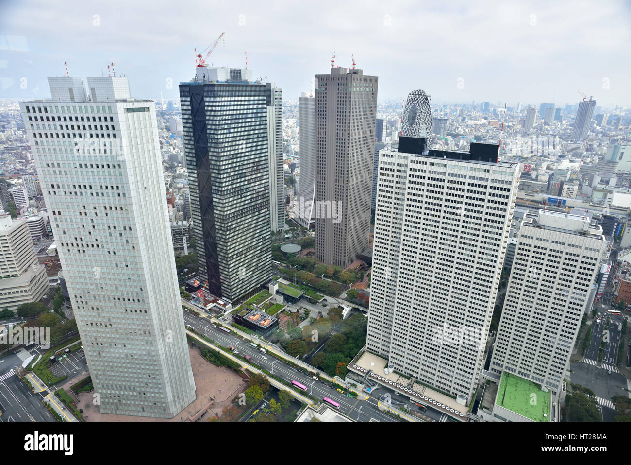 Blick vom tokyo rathausturm -Fotos und -Bildmaterial in hoher Auflösung ...