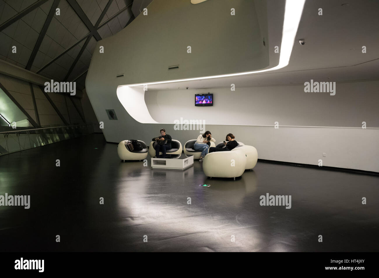Modern opera house interior -Fotos und -Bildmaterial in hoher Auflösung ...