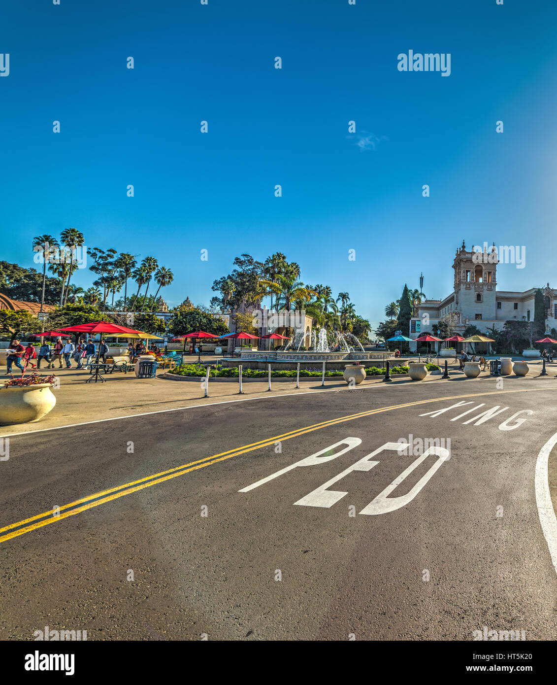 Ped xing zeichen -Fotos und -Bildmaterial in hoher Auflösung – Alamy