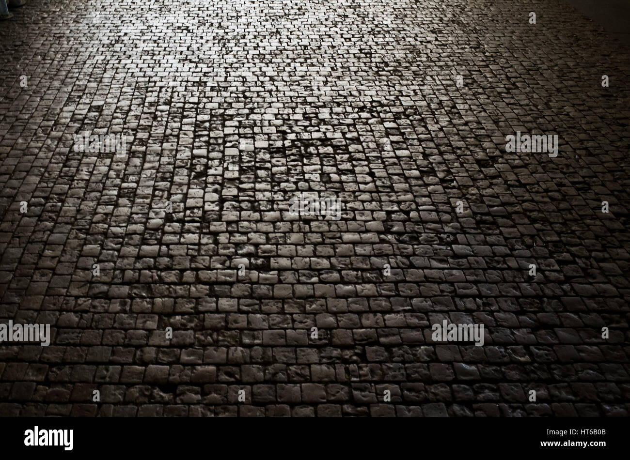 Straße gepflastert mit Pflastersteine Stockfotografie - Alamy