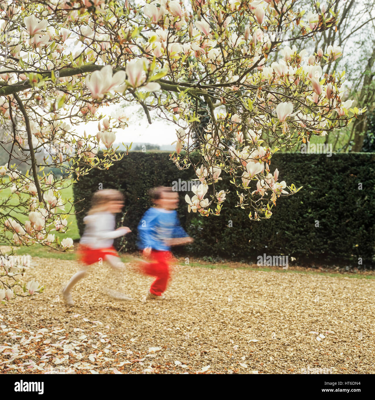 Kinder kinder kindheit Stockfotos und -bilder Kaufen - Alamy