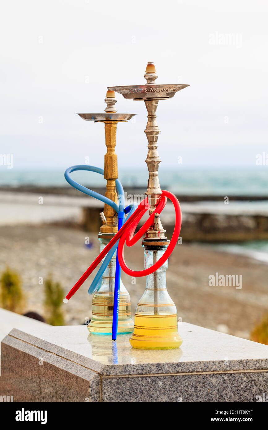 Shisha water pipes -Fotos und -Bildmaterial in hoher Auflösung - Seite ...