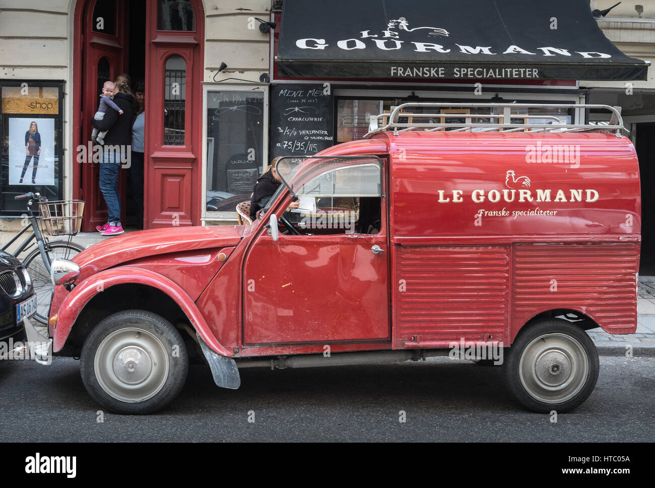 Citroen 2cv Van Stockfotos und -bilder Kaufen - Alamy