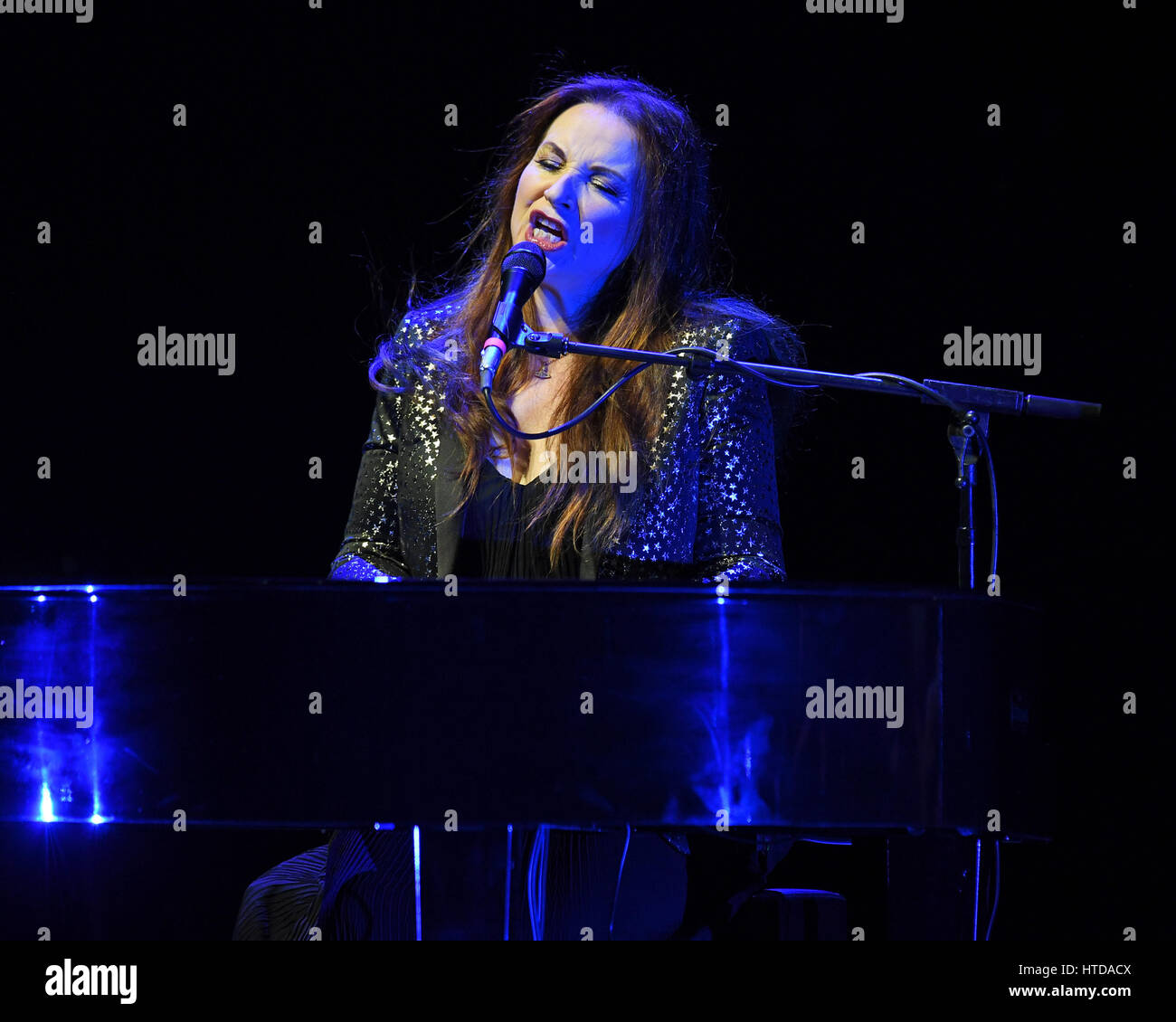 Judith owen -Fotos und -Bildmaterial in hoher Auflösung – Alamy