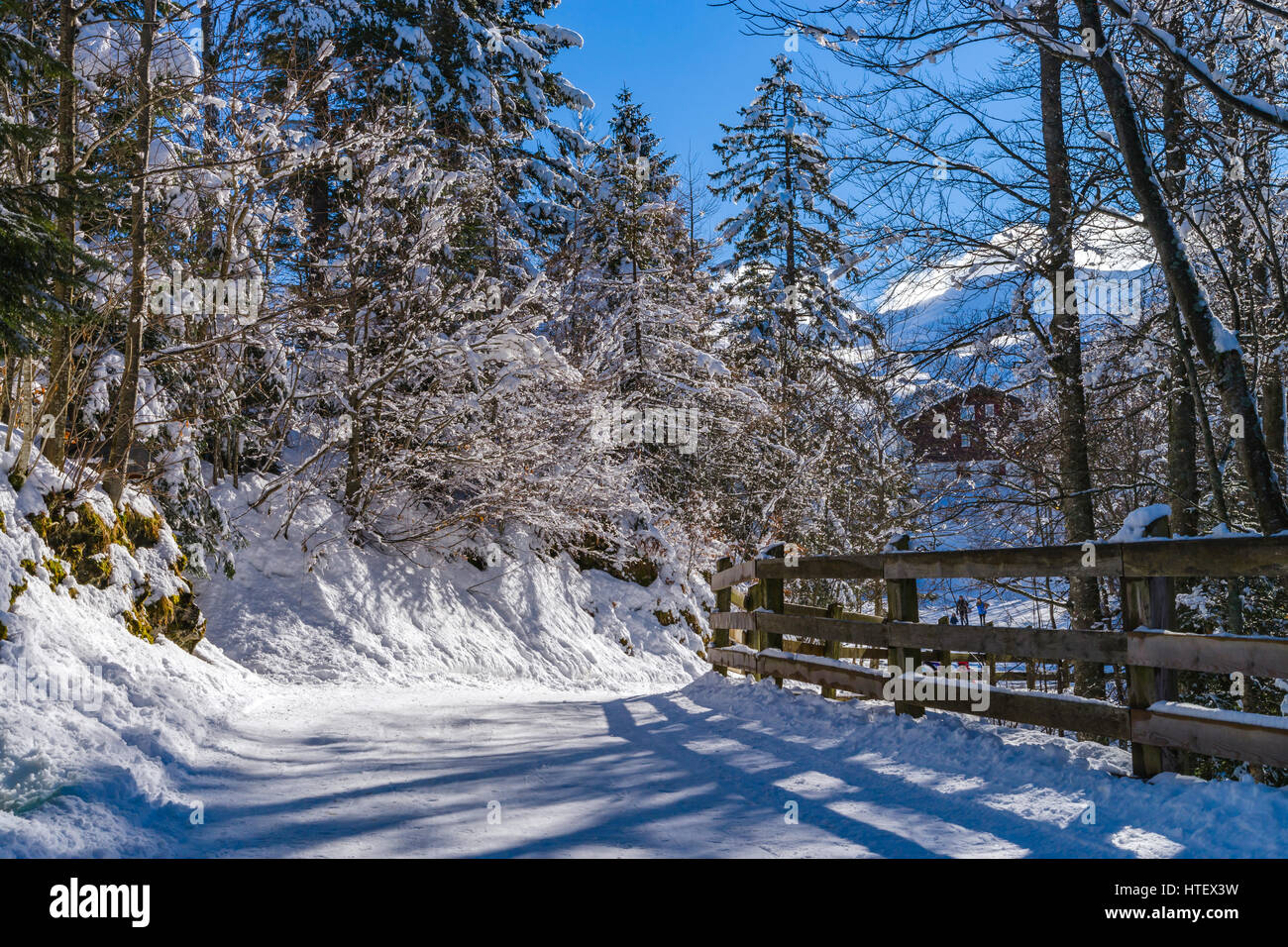 Stoos dorf -Fotos und -Bildmaterial in hoher Auflösung – Alamy