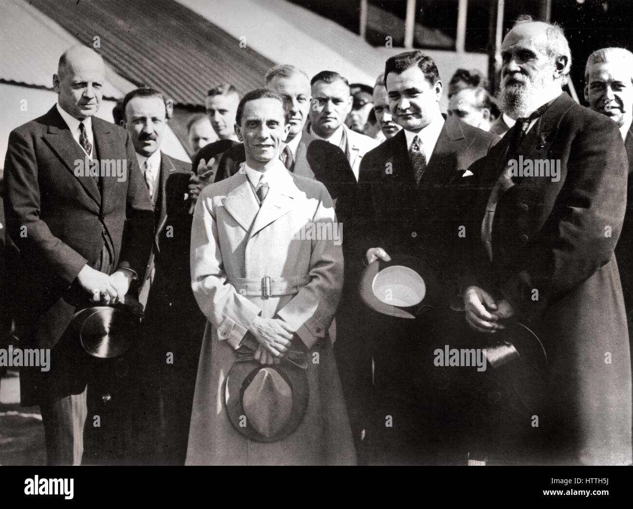 Goebbels in Warschau. Zu seiner linken, Von Moltke, Juni 1934 ...