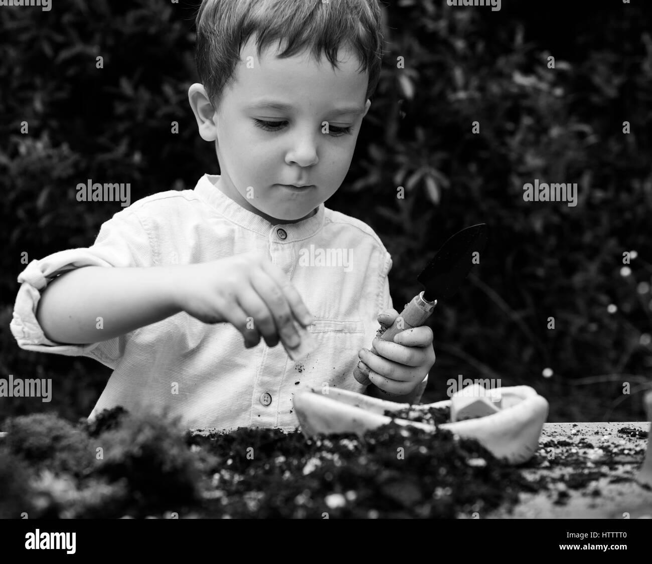 Freches kind -Fotos und -Bildmaterial in hoher Auflösung – Alamy