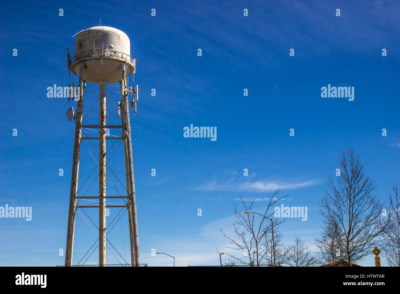 Hoher wassertank -Fotos und -Bildmaterial in hoher Auflösung – Alamy