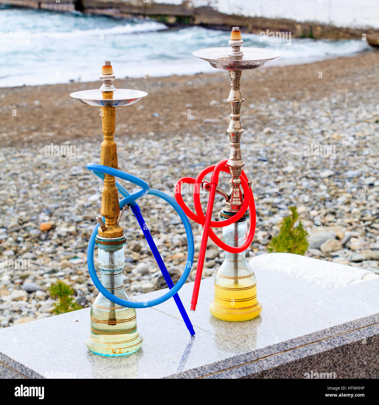 traditionelle arabische Shisha-Pfeifen-Shisha oder Wasserpfeife ...