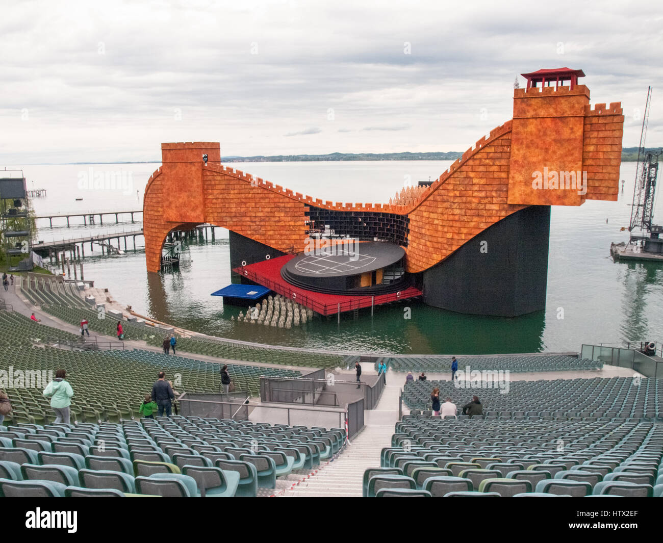 Bregenzer festspiele -Fotos und -Bildmaterial in hoher Auflösung – Alamy