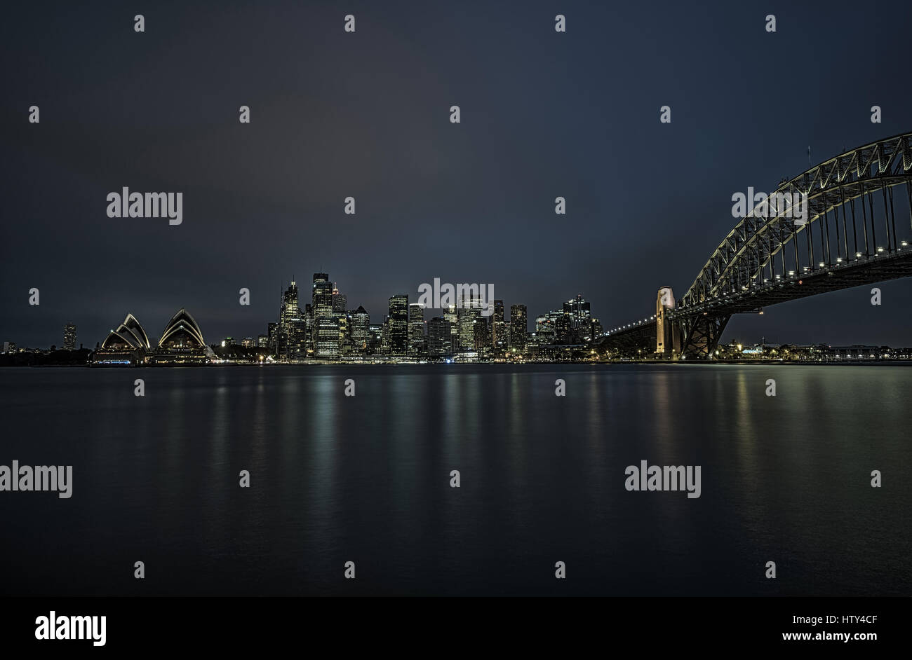 Sydney opera house harbour bridge -Fotos und -Bildmaterial in hoher ...