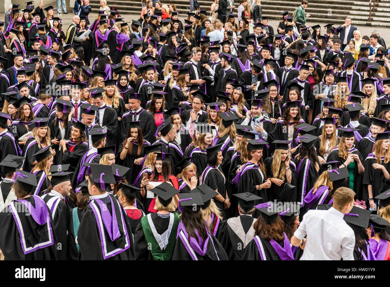 Studenten abschluss -Fotos und -Bildmaterial in hoher Auflösung – Alamy